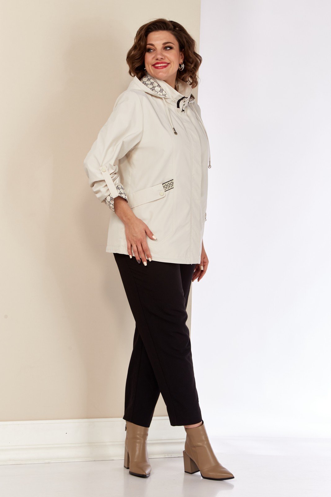 Куртка 2147 молочный Shetti купить в интернет магазине Велесмода